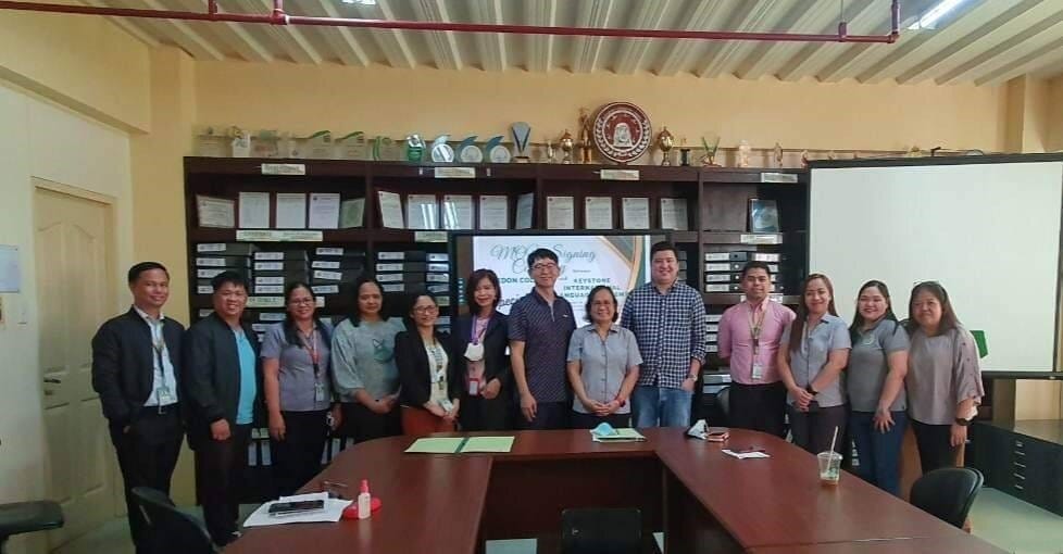 Keystone AcademyとGordon Collegeが協定書に署名 | ブログ | 海外格安英語留学とワーホリの手続きサポートならお ...